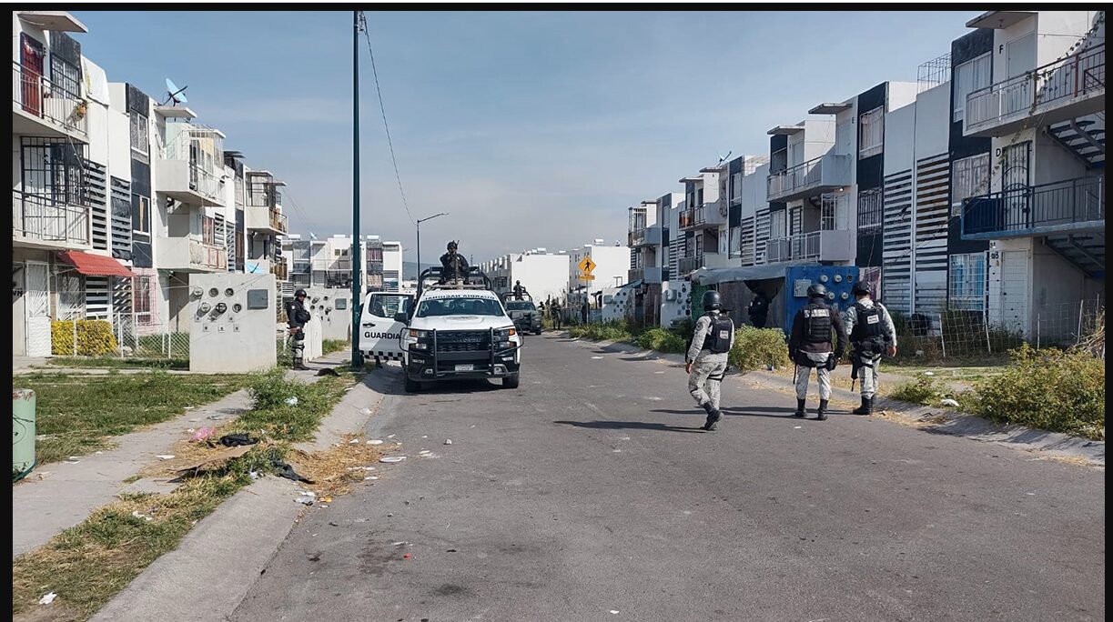 BRISAS DEL CAMPESTRE Y LAS JOYAS DE CASAS DE PÁNICO A ZONAS DE GUERRA